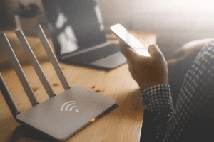 Apa itu SSID? Fungsi, Cara Lihat, & Cara Mengaturnya dalam WiFi